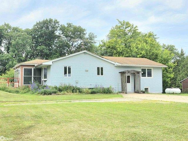 1159 Rock Grove Dr, Nora Springs, IA 50458