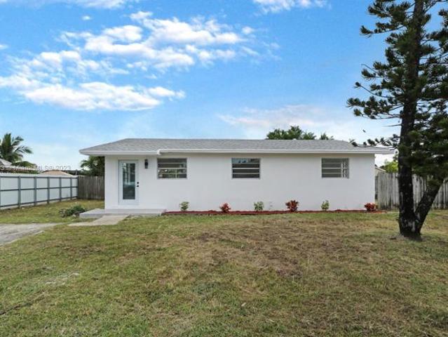 11500 193rd St SW, Miami, FL 33157