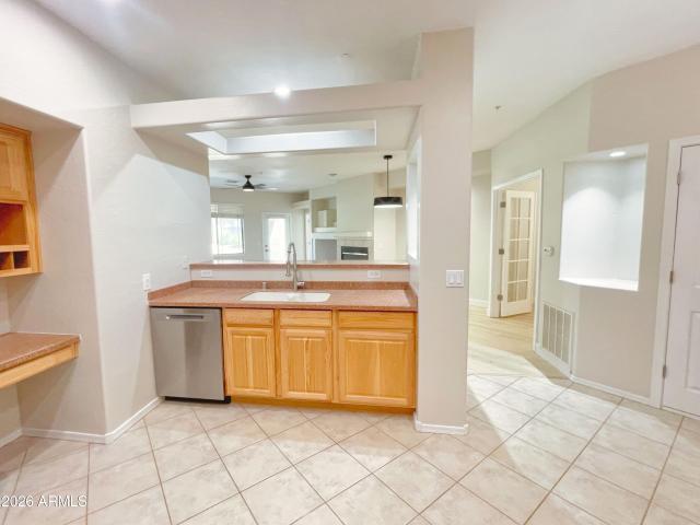 11500 E Cochise Drive # 1007