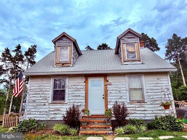 11505 May Ln, Orange, VA 22960
