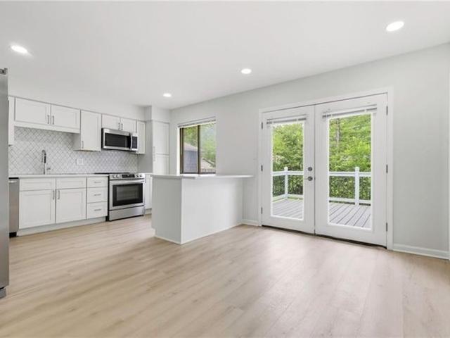 11506 11 Oak St, Kansas City, MO 64114