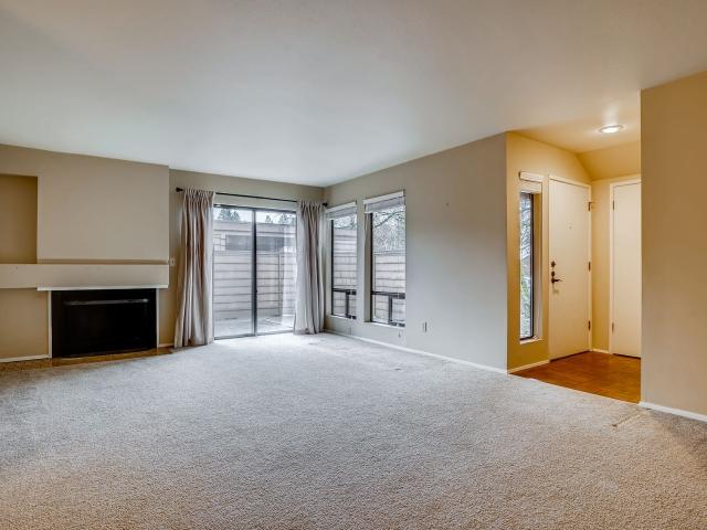 11506 NE 128th St Unit #17, Kirkland, US, WA