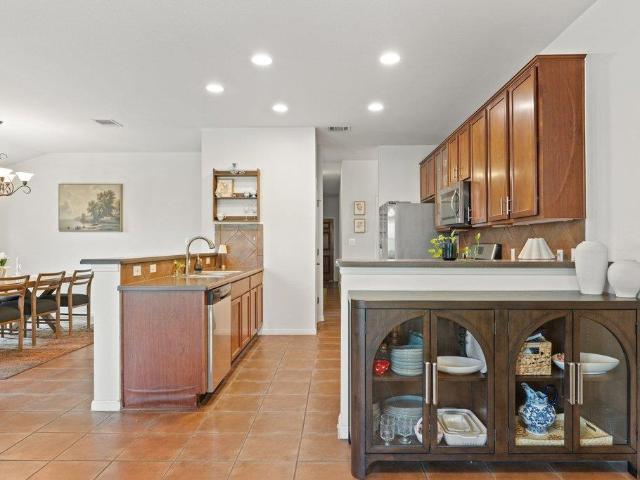 11508 Gossamer Dr