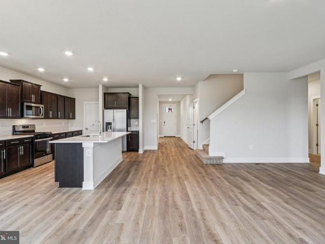 11509 Chalmers Lane