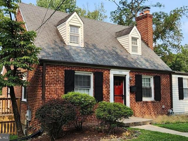 11509 College View Dr, Silver Spring, MD 20902