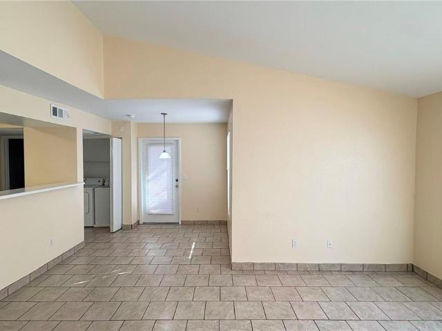 1150 N Buffalo Dr, Unit 2072, Las Vegas, NV 89128 | MLS #2774