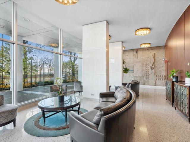 1150 N Lake Shore Drive # 7H