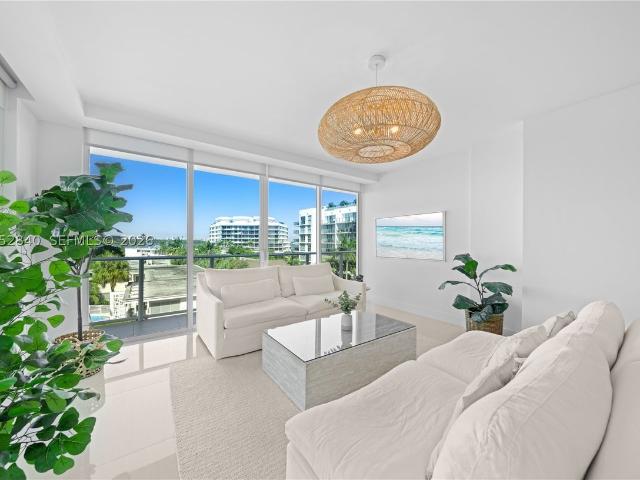 1150 nd St 506, Bay Harbor Islands, US, FL