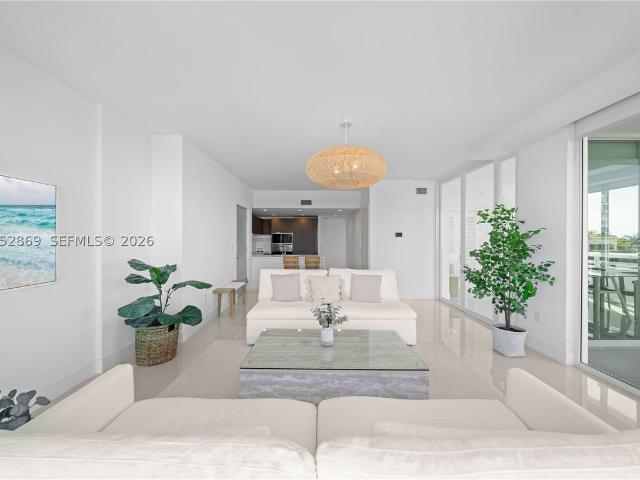 1150 nd St 506, Bay Harbor Islands, US, FL