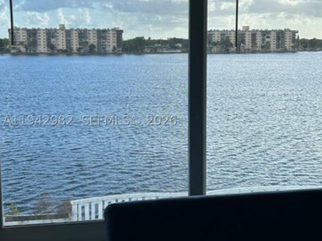 1150 NE 191st St Unit 45, Miami, FL 33179