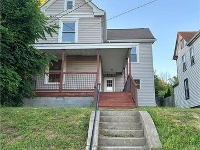 1150 Arch St, Washington, PA 15301