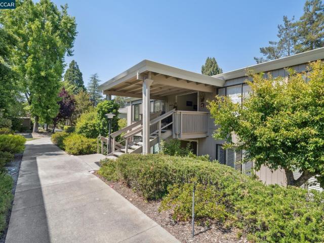 1150 Canyonwood Court # 4