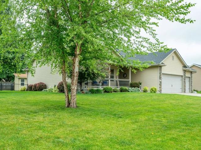 1150 Cedar Dr, Polk City, IA 50226