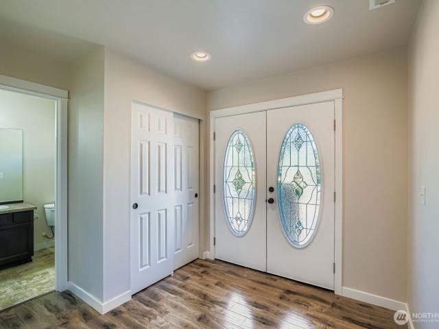 1150 E 41st St, Tacoma, WA 98404 | MLS #2424 | Compass