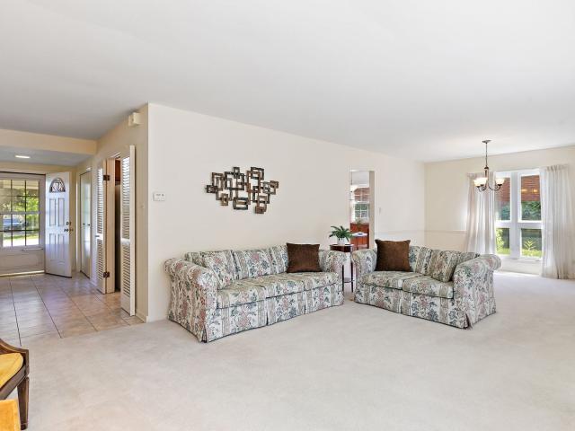 1150 Glen Lane