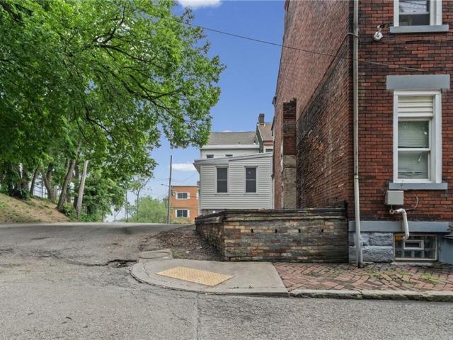 1150 Goettmann St, Pittsburgh, PA 15212 | MLS #1762