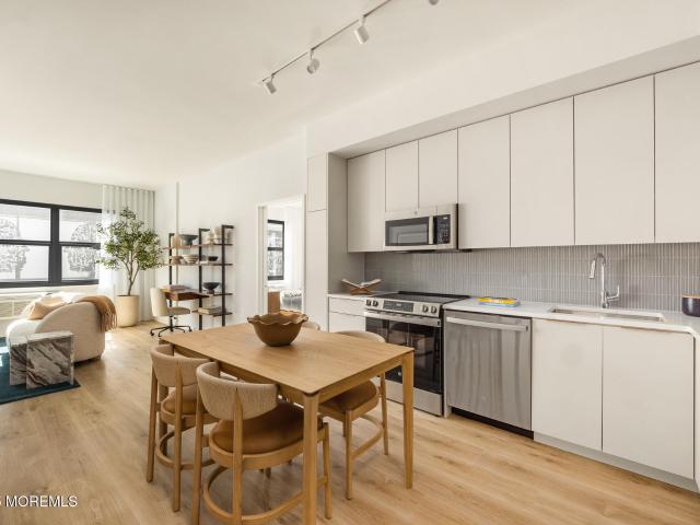 1150 Kingsley Street Unit 441