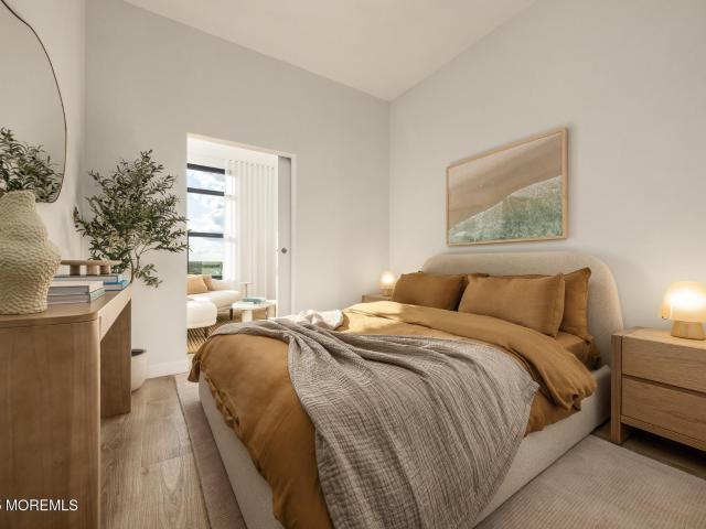1150 Kingsley Street Unit 528