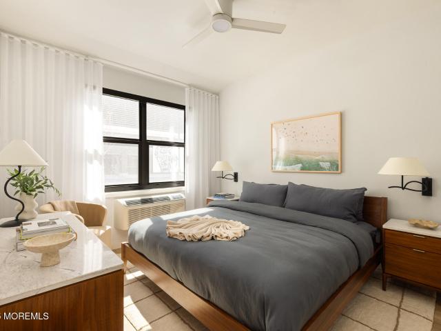 1150 Kingsley Street Unit 532