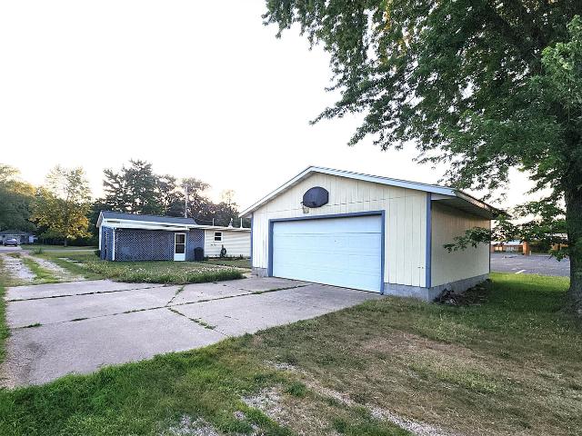 1150 S Quarterline Road