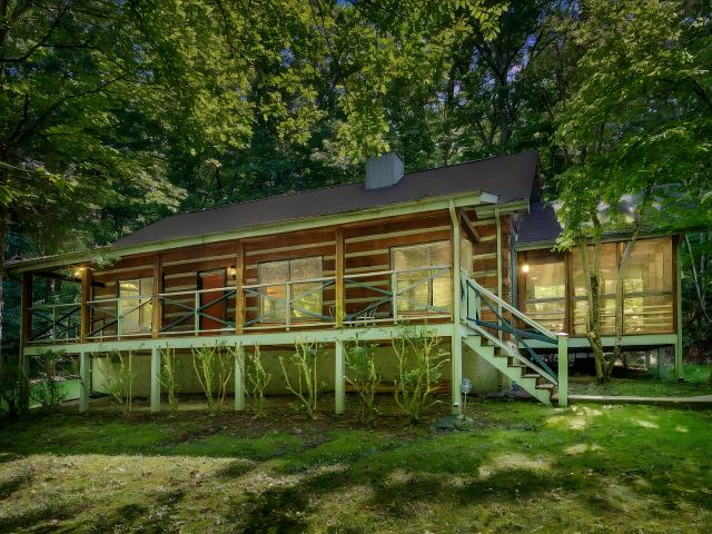 1150 Treanor Springs Rd