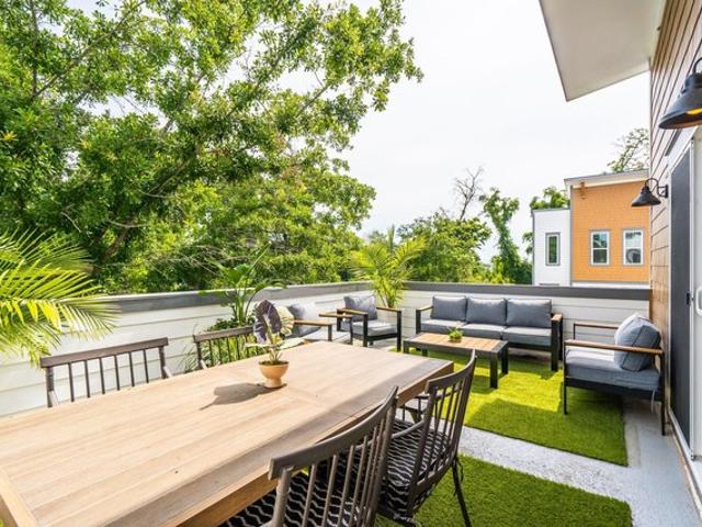 1150 Valdosta St Unit 302, North Charleston, SC 29405