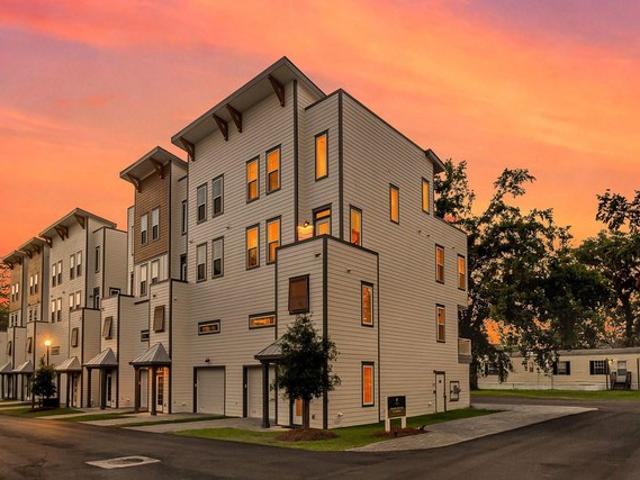 1150 Valdosta St Unit 603, North Charleston, SC 29405