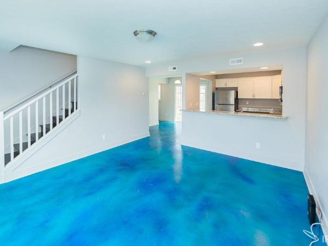 1150 W Rangeview Circle