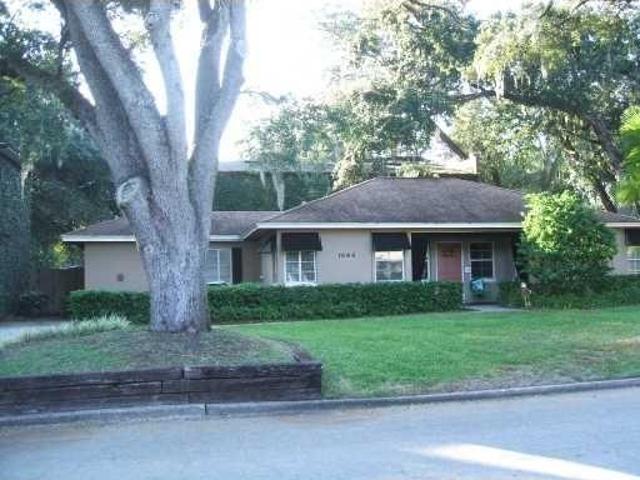 $1150 / 2br 1434ft² 1644 E. Concord St 2/2! Orlando
