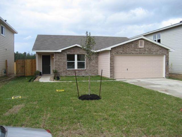 $1150 / 3br 1675ft² Single story home minutes from Lake Conroe Conroe