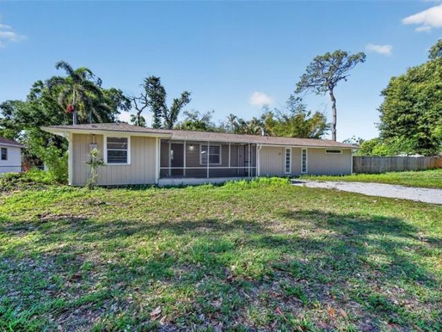 1150 52nd St, Sarasota, FL 34234