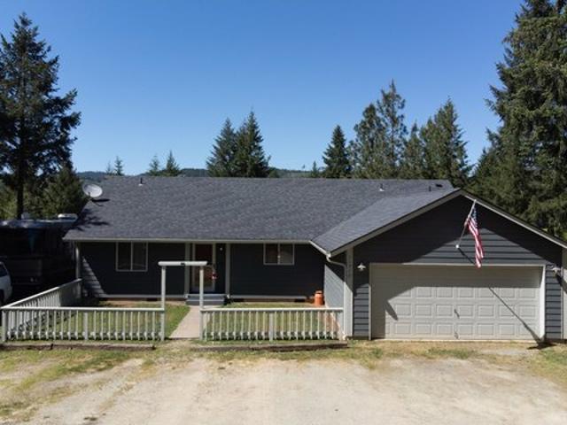 11510 Tiller Trail Hwy, Days Creek, OR 97429