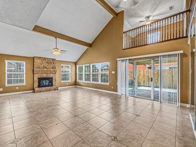 11510 Pagoda Dr, Houston, TX 77477