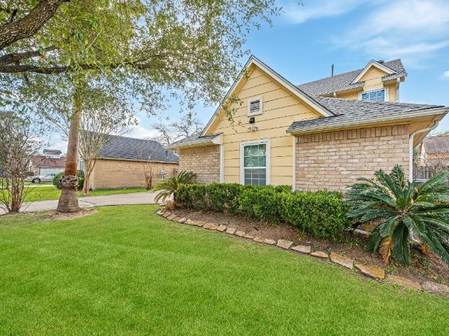 11510 Pagoda Dr, Houston, TX 77477 | MLS #56318