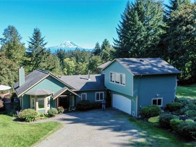 11510 Snowcap Ln SE, Rainier, WA 98576