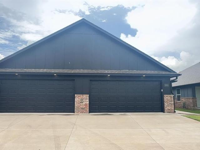 11511 University Drive