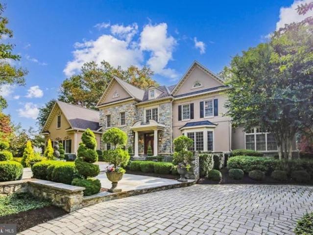 11511 Foxclove Rd, Oakton, VA 22124