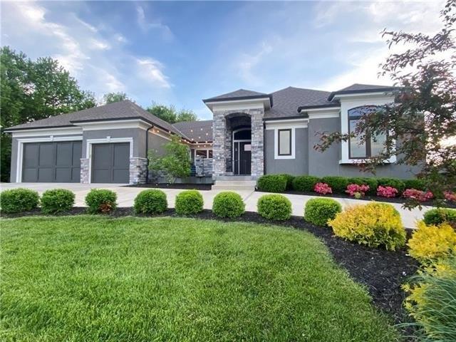 11512 S Iowa St, Olathe, KS 66061