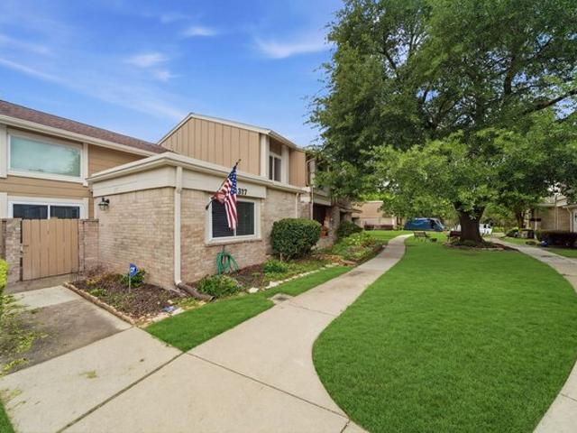 11517 Village Place Dr Unit 152, Houston, TX 77077
