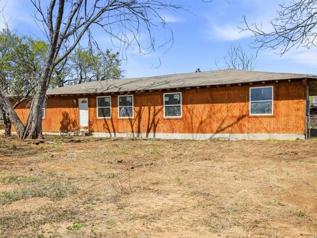 11515 Ford Rd, Adkins, TX 78101