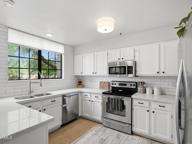 11515 N 91ST Street # 124