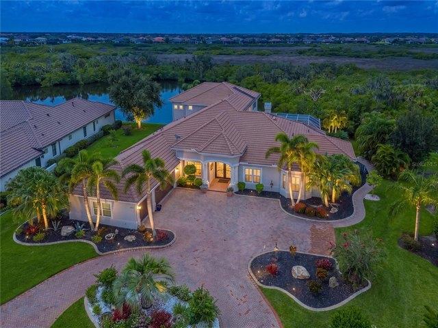 11515 Savannah Lakes Dr, Parrish, FL 34219