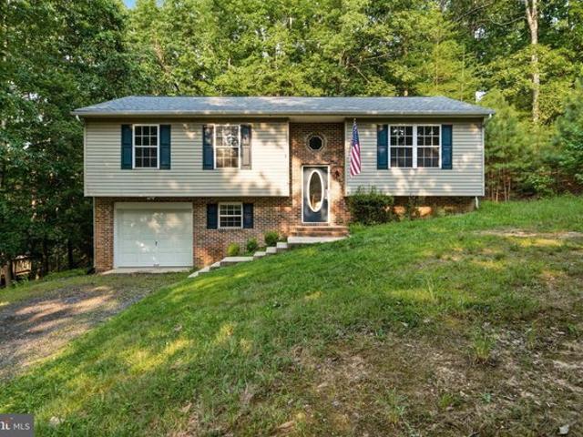 11516 Deadwood Dr, Lusby, MD 20657