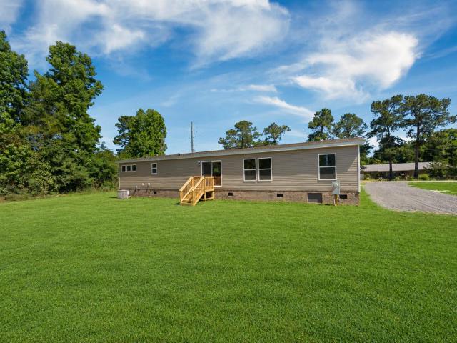 1151 Mandella Road