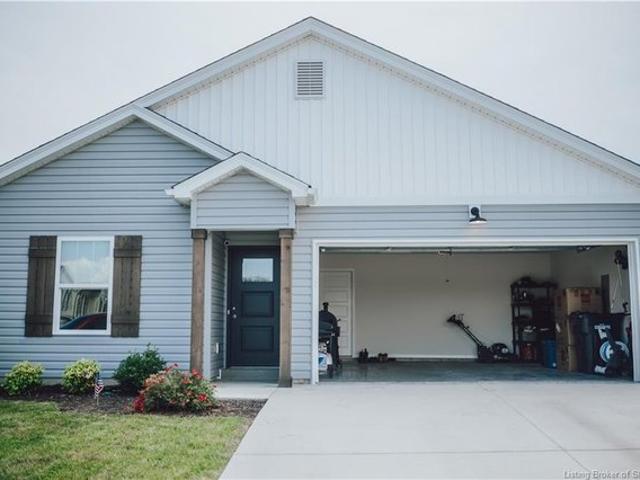 1151 Grissom Ct, Scottsburg, IN 47170