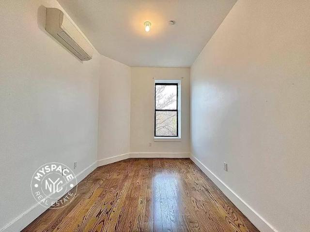 #1151 Renovated 3 bed/ 2.5 bath with large basemen