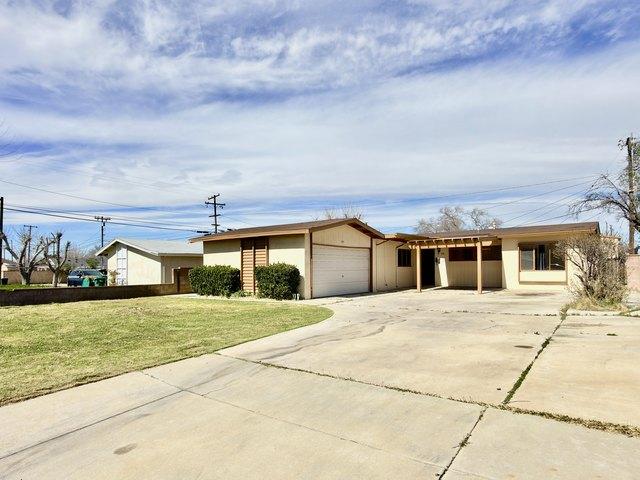 1151 W Avenue J14, Lancaster, CA 93534
