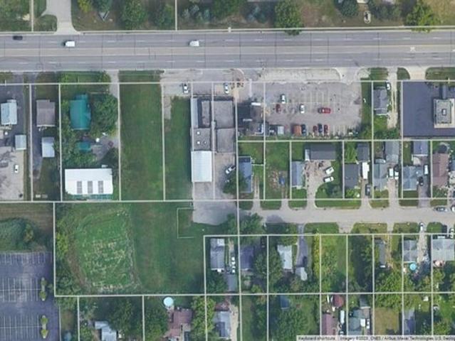 1151 W Bristol Rd, Flint, MI 48507