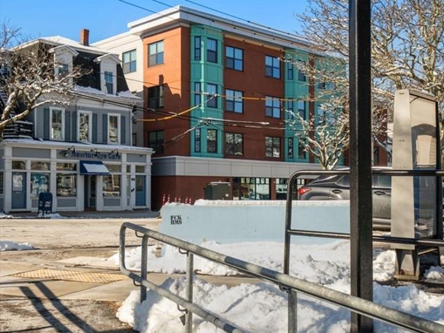 1151 Walnut St, Unit 406, Newton, MA 02461 | MLS #73481