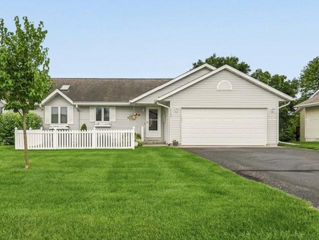 1151 Weather Ridge Rd, Chippewa Falls, WI 54729